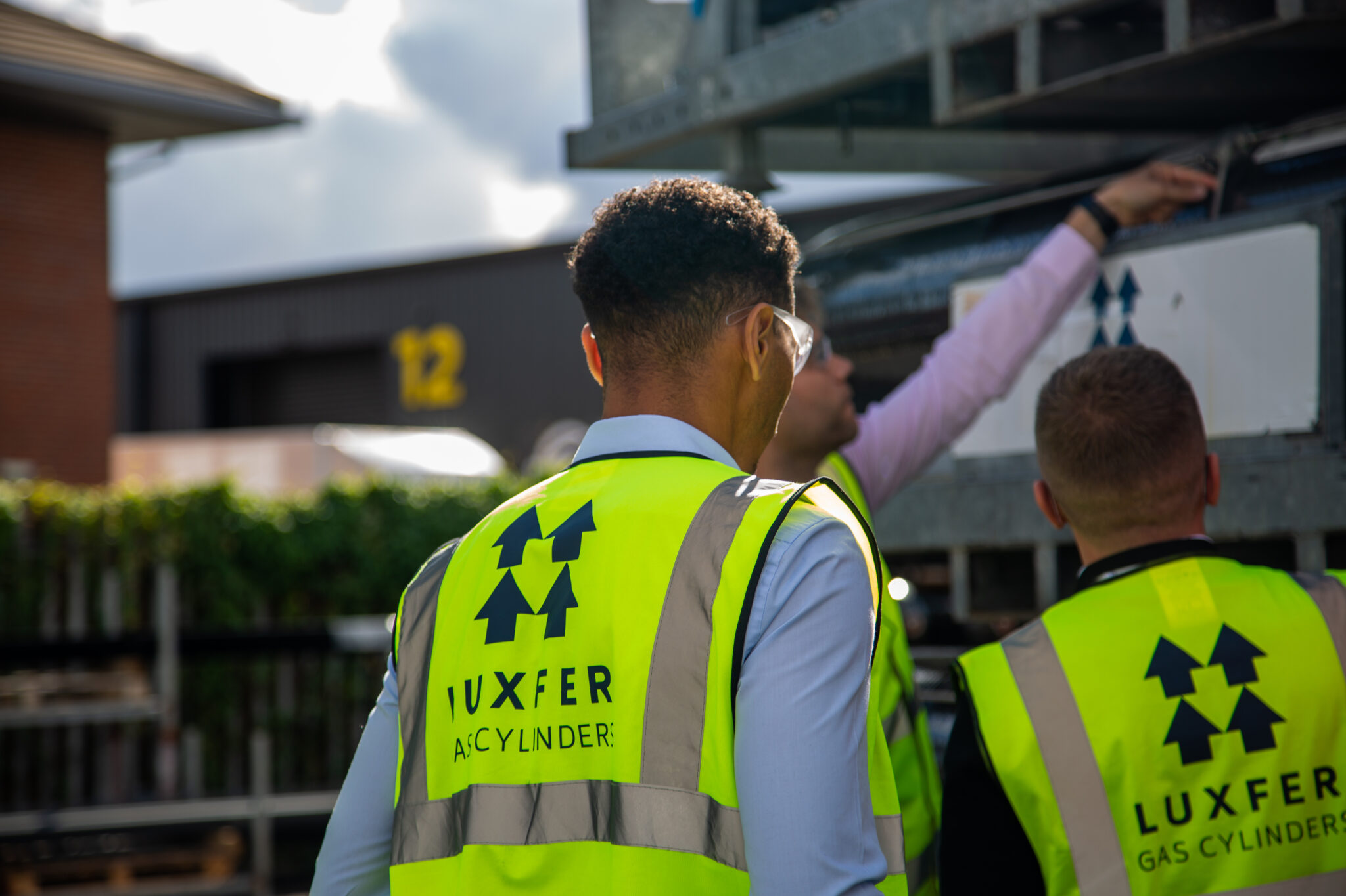 Home - Luxfer Gas Cylinders